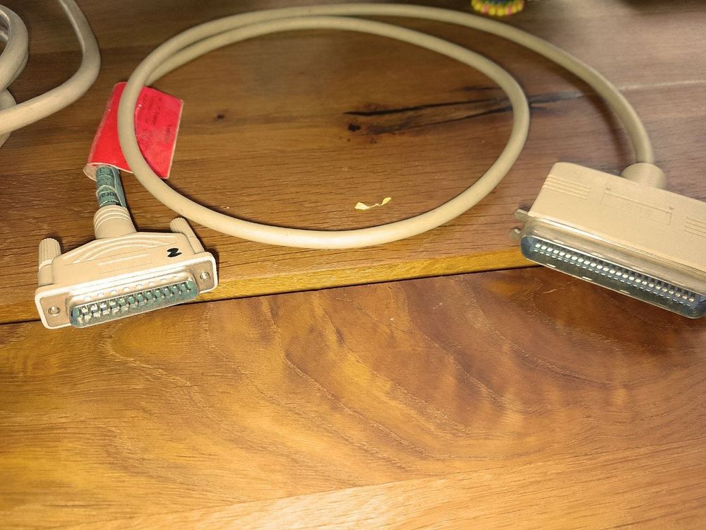 Commodore Kabel 2 Centronics - 23poliger Sub D Stecker | Kaufen auf Ricardo