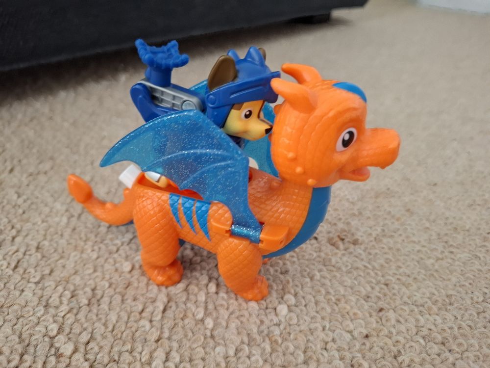 Paw Patrol Chase Ritter mit Drache (Gebraucht) in Männedorf für CHF 6 ...
