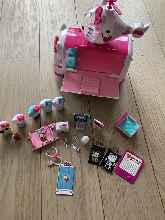 Hello Kitty Héli-Ambulance complet 🩷 (D'occasion) à Lausanne pour CHF ...