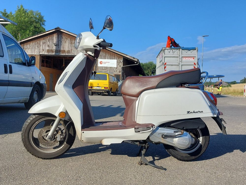 Tell Zahara 125 ccm Roller Scooter wie Vengo ab 1 Fr (Defekt) in ...