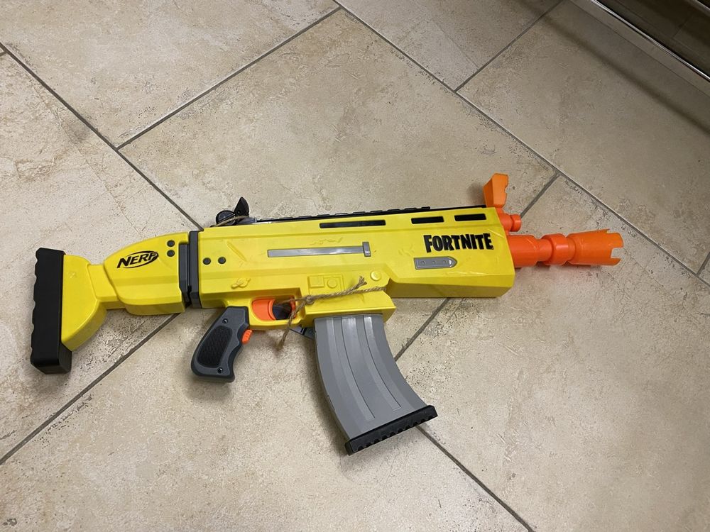 NERF - Fortnite AR-L (SCAR) Dartblaster | Kaufen auf Ricardo