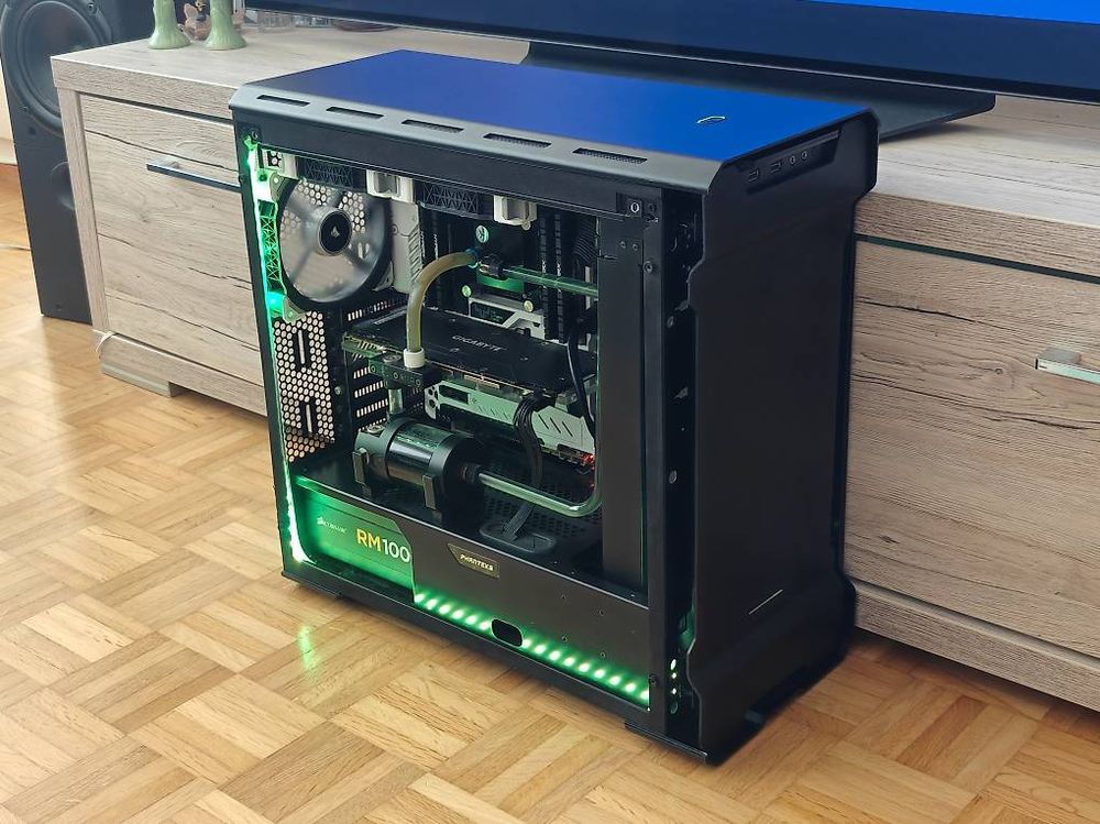 Watercooled Gaming PC (i7-6900K + 24GB RAM + GTX 1070 8GB) (Gebraucht ...