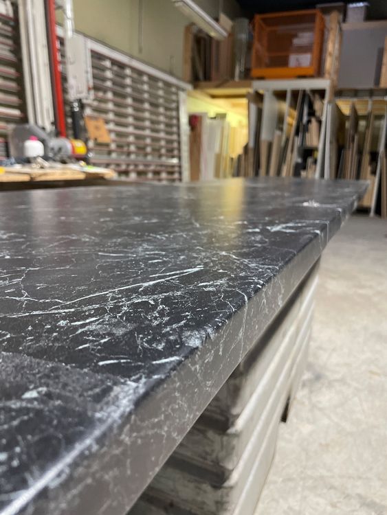 Küchenarbeitsplatte Egger Postforming / Dekor Marmor schwarz (Neu ...