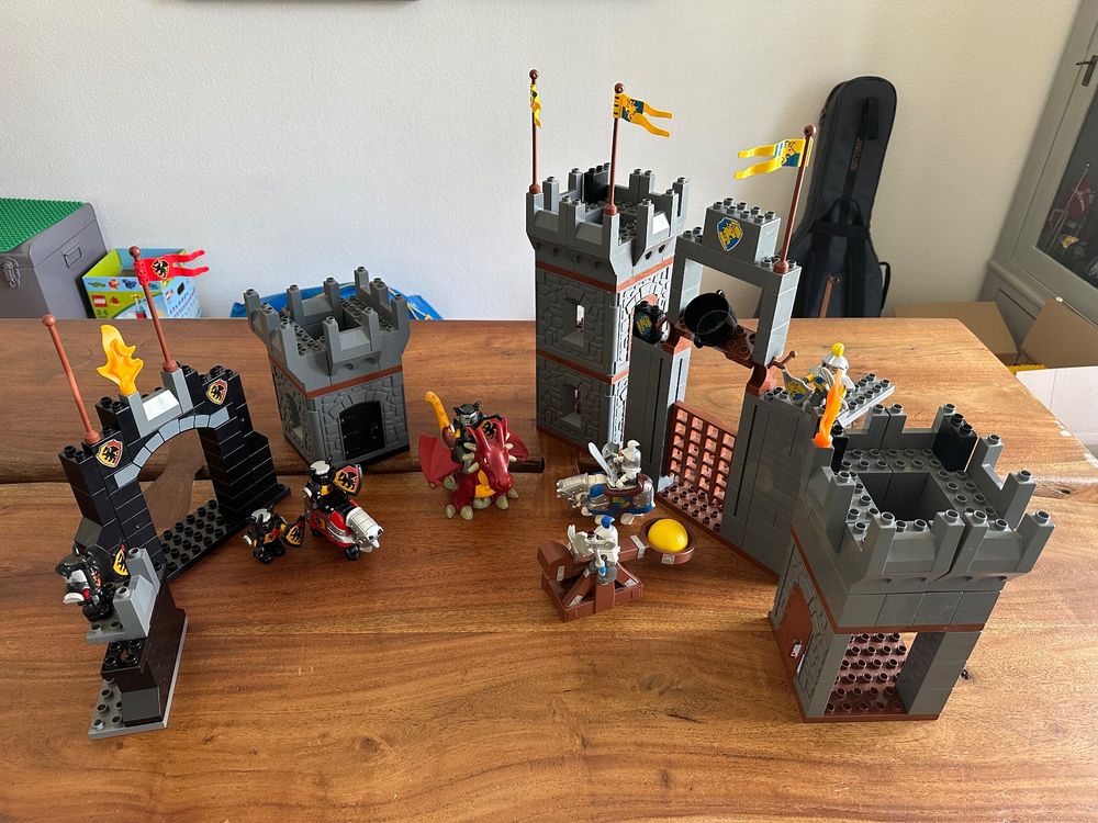 Big Lego Duplo Castle set with Knights, horses and a dragon (Gebraucht ...