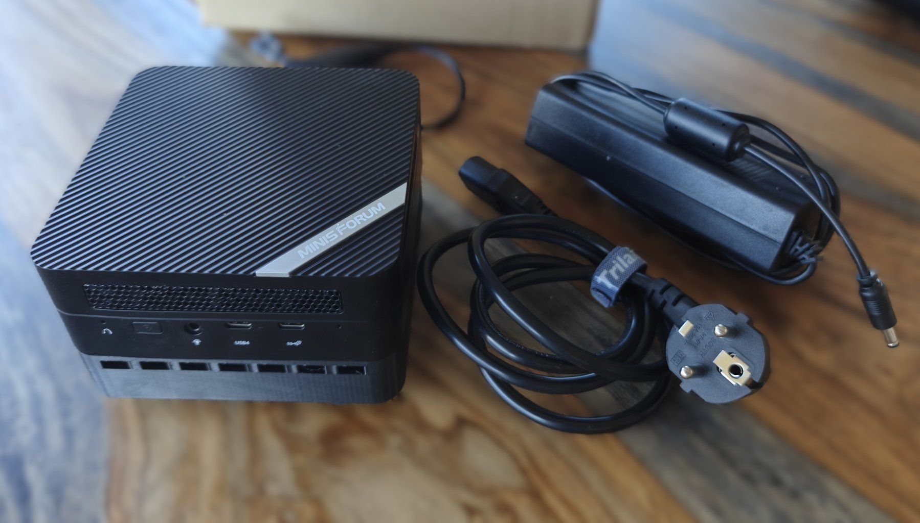 Mini PC Ryzen 9 6900HX ,32GB RAM, 512 SSD,Noctua Mod,WIN11 (Gebraucht ...
