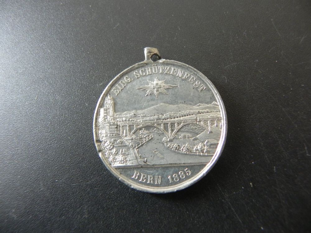 Medaille Eidg. Schützenfest Bern 1885 (Gebraucht) in Biel/Bienne für CHF 7.8 – mit Lieferung auf ...