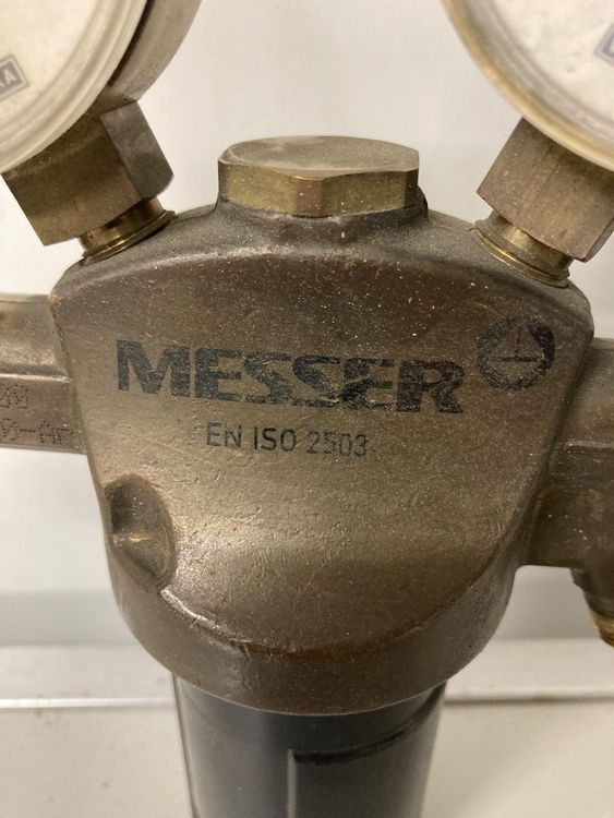 Messer Argon und CO2 Druckminderer (Gebraucht) in Pfäffikon ZH für CHF ...