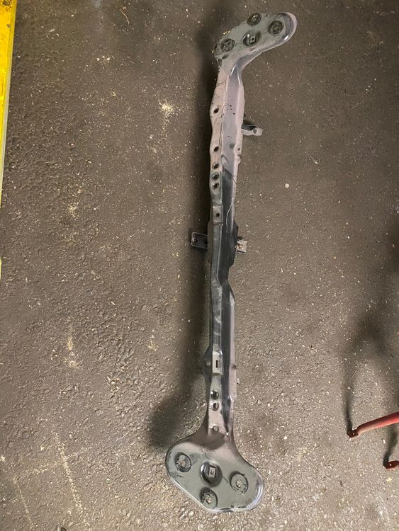 VW Golf2 Träger vorne (Gebraucht) in Bolligen für CHF 120 – nur ...