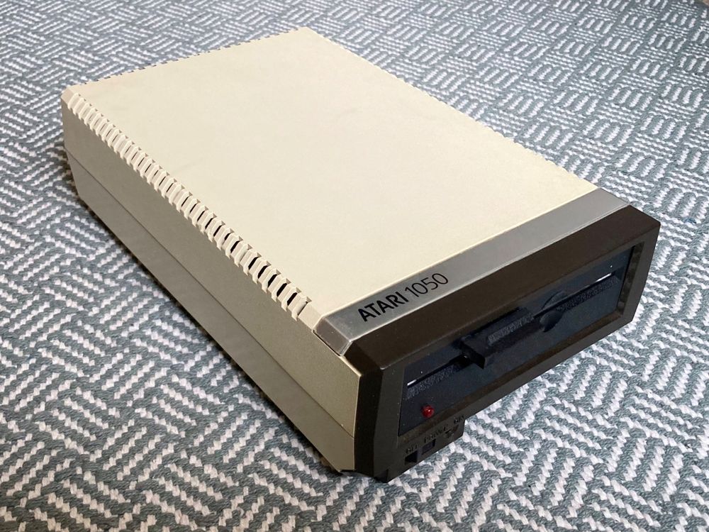 Atari 1050 Disk Drive / Diskettenlaufwerk (Gebraucht) in Güttingen für ...