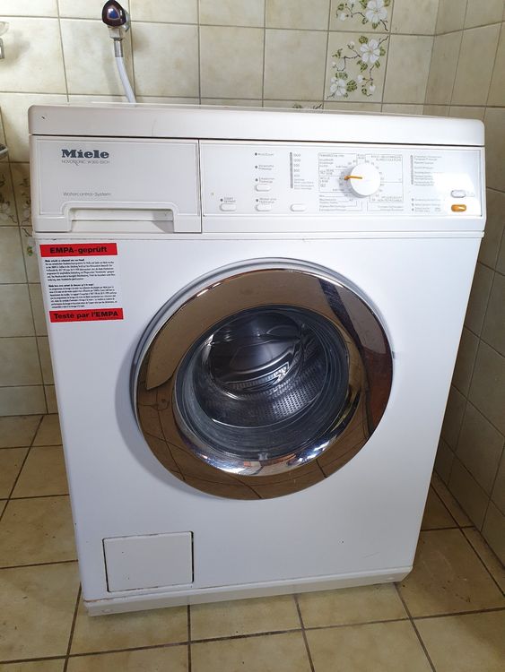 Waschmaschine Miele Novotronic W300-33CH (Gebraucht) in Schwarzenbach ...