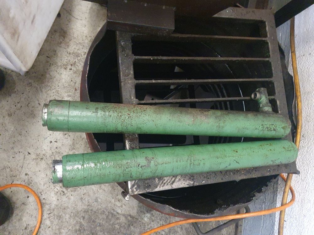 Bührer 475 685 (Defekt) in Bauma für CHF 20 – nur Abholung auf Ricardo ...