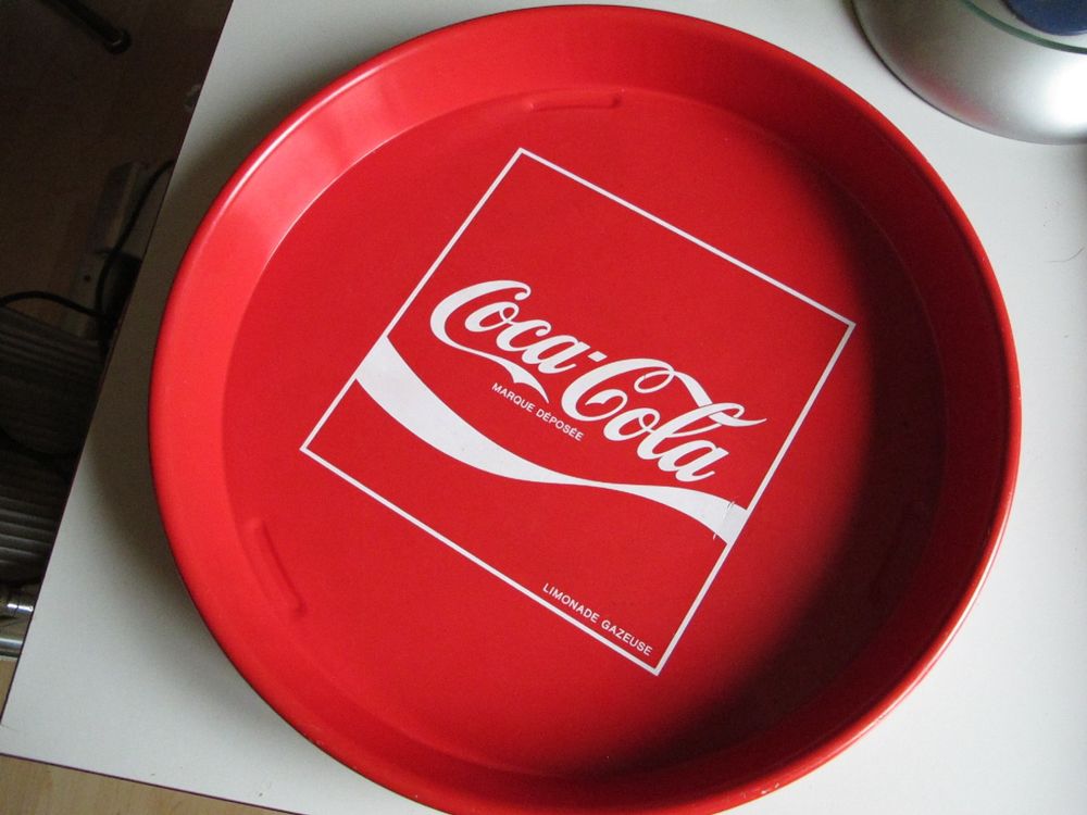 Coca-Cola Serviertablett Vintage Metall Rot Alles Signiert (Gebraucht) in Altnau für CHF 25 ...