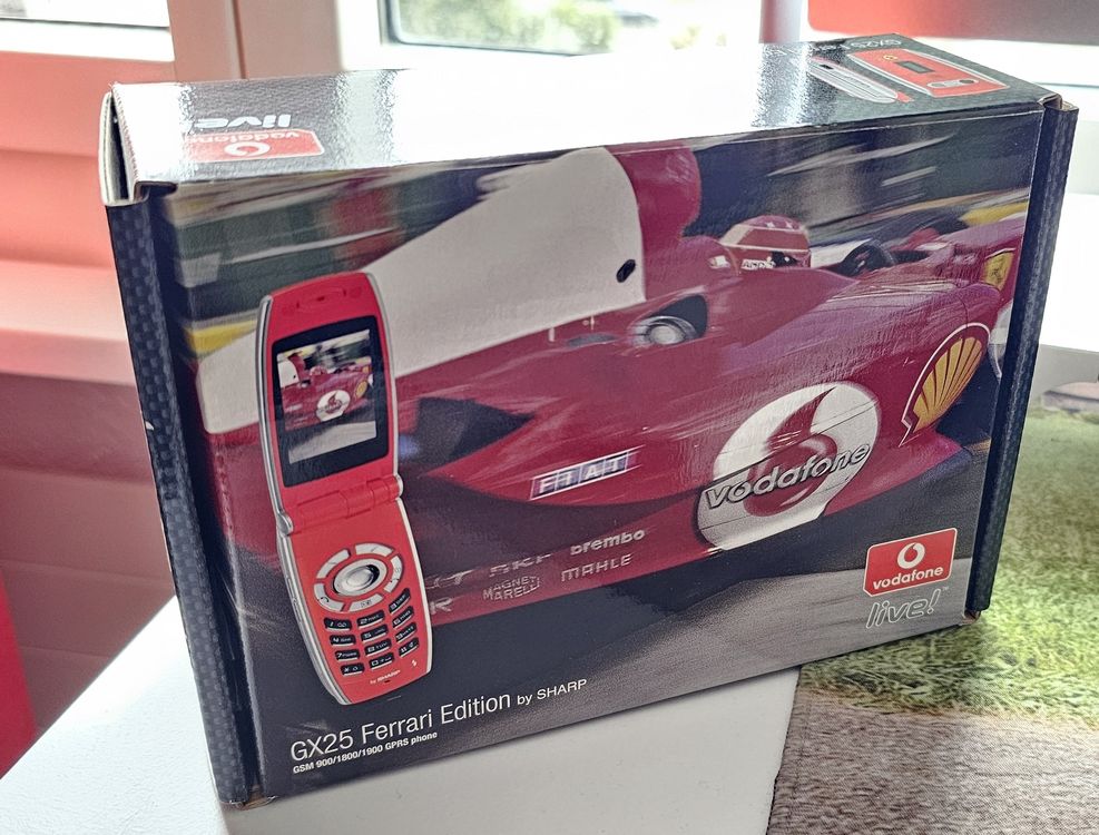Sharp GX25 Ferrari Edition (Gebraucht) in Brunnen für CHF 50 – mit ...