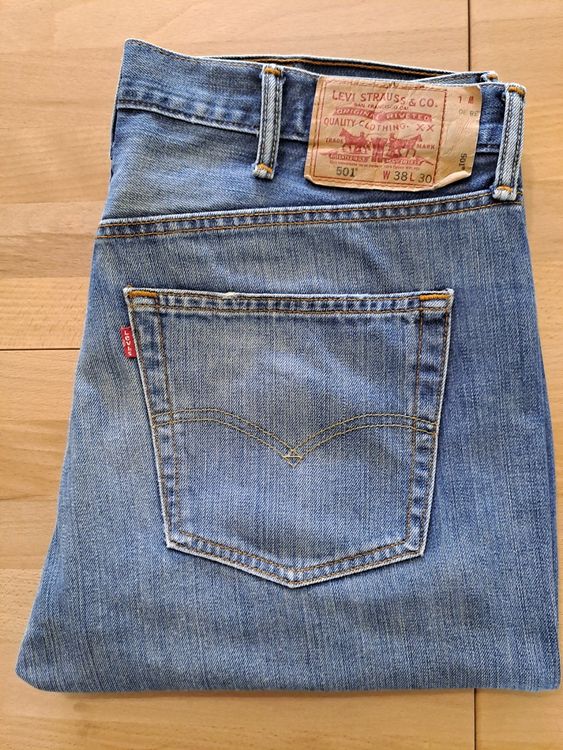 Levis 501 W38 L30 (Gebraucht) in Meyrin für CHF 45 – mit Lieferung auf Ricardo kaufen
