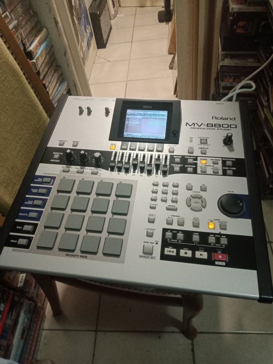 Roland MV-8800+ M-audio keystation 88es (D'occasion) à pour CHF 200 ...