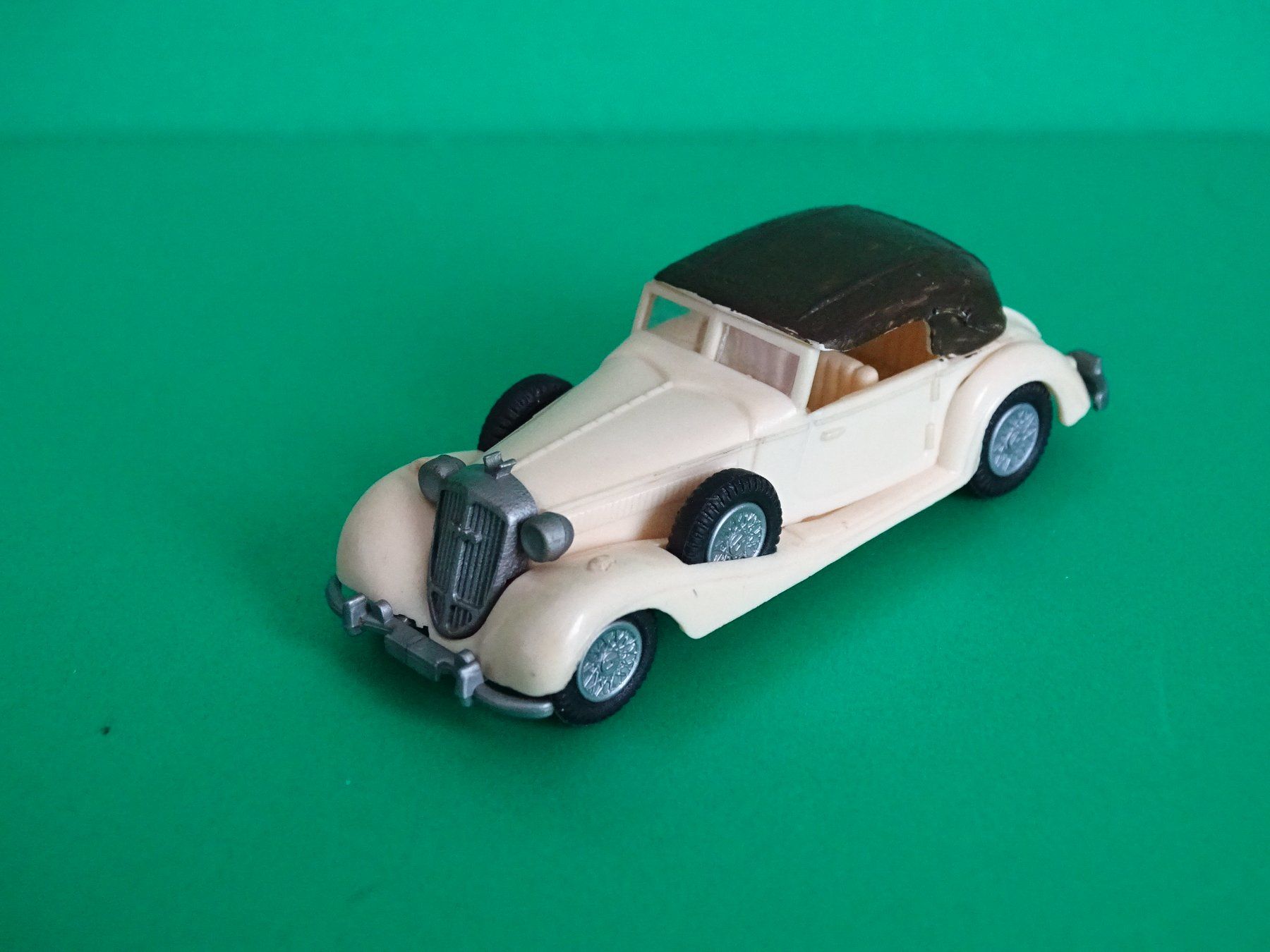 Horch 853A von Praliné 1/87 (Gebraucht) in Bretzwil für CHF 4 – mit ...
