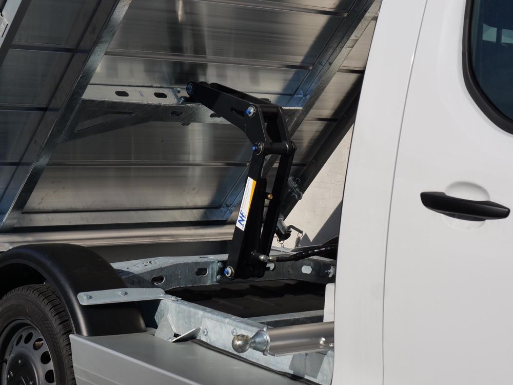 CITROEN e-Jumpy M Swiss Edition 75kWh (Plattform) (Neu und originalverpackt) in Wangen an der ...