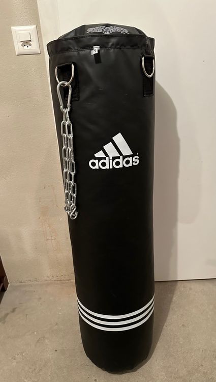 Adidas Boxsack und Adidas Boxing Handschuhe neuwertig | Kaufen auf Ricardo