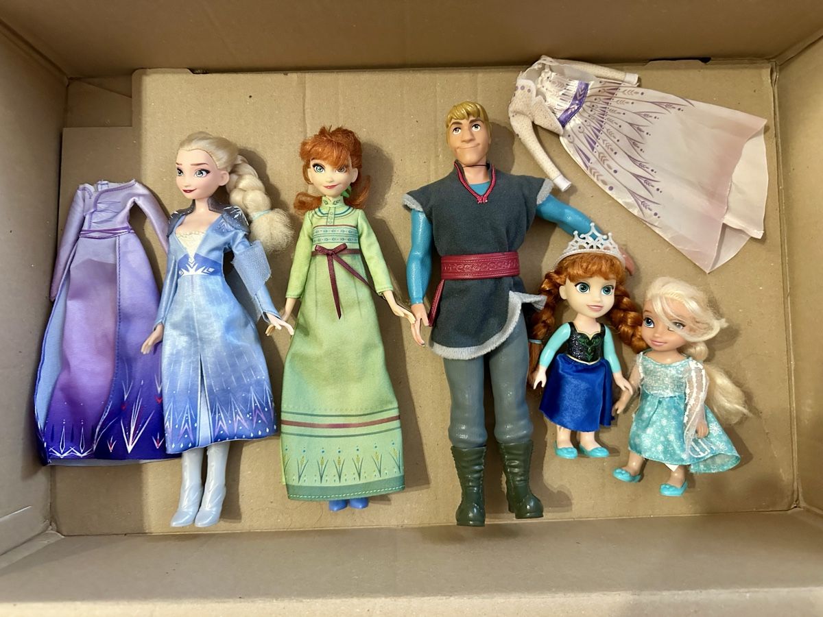 Elsa Anna Kristof aus Frozen Eiskönigin Familie (Gebraucht) in Zürich ...