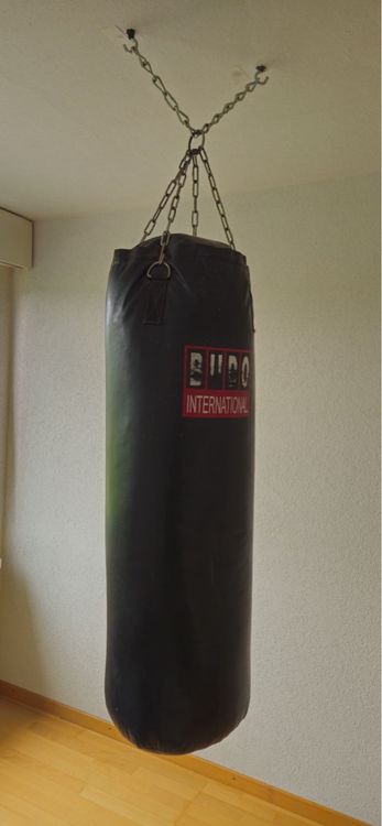 Boxsack 120 cm mit 2 verschiedenen Aufhängemöglichkeiten (Gebraucht) in ...