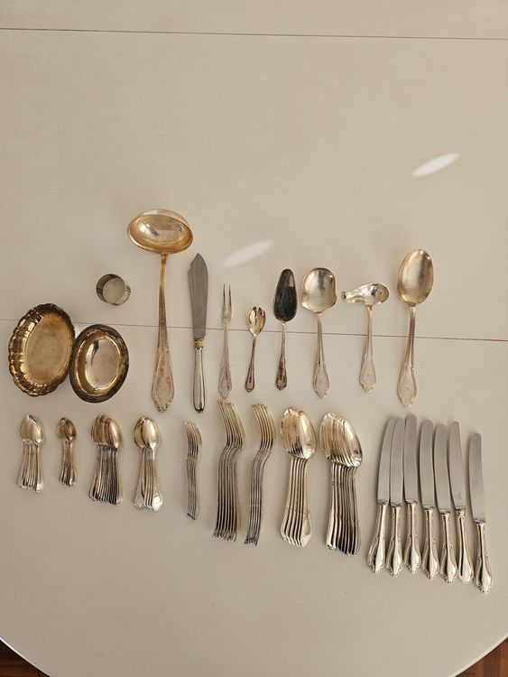 Silberbesteck Set (Gebraucht) in Hettiswil für CHF 1095 – mit Lieferung auf Ricardo kaufen