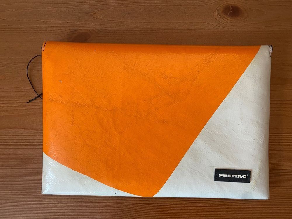 Freitag Laptoptasche (Gebraucht) in für CHF 48 – mit Lieferung auf ...