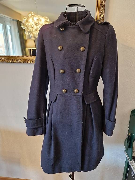 Eleganter Wollmantel von Naf Naf Gr. 36 (Gebraucht) in Zürich für CHF ...