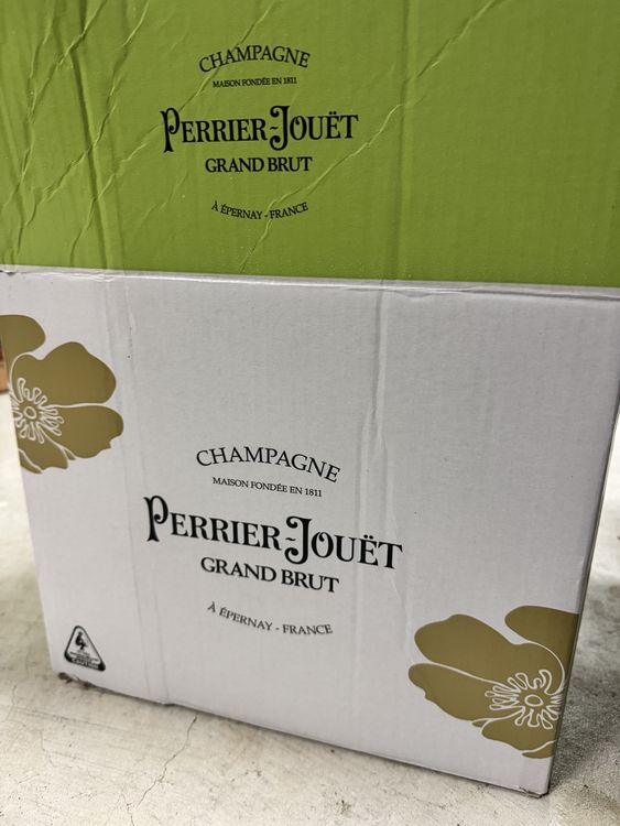 12 x Perrier Jouet Grand Brut 12’5% Vol 0’375l. (Neu und ...