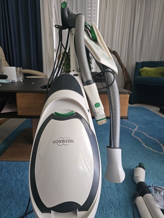 Vorwerk Kobold Staubsauger EB370, VK150 mit Zubehör | Kaufen auf Ricardo