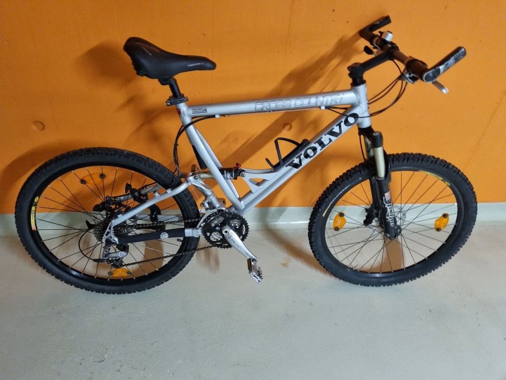 Sehr hochwertiges Volvo Cross Country Mountainbike, Fully (Gebraucht ...