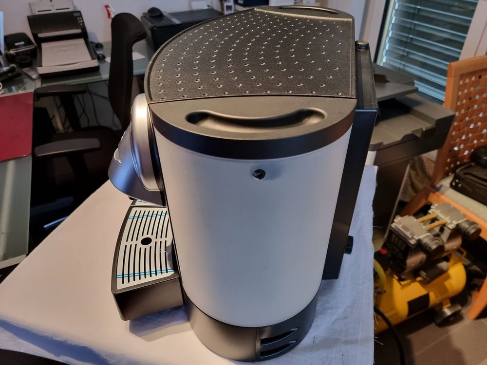 NESPRESSO GEMINI CS200 CS203 Typ 903 neue Schalen Topzustand | Kaufen ...