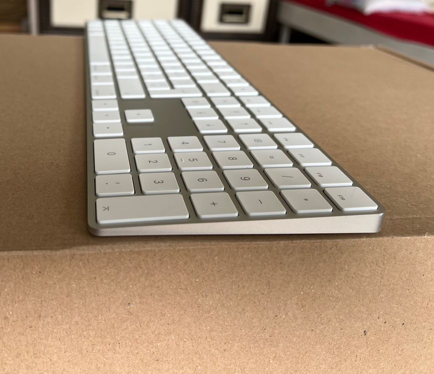 APPLE MAGIC KEYBOARD ZAHLENBLOCK CH-DE (Gebraucht) in Siebnen für CHF ...