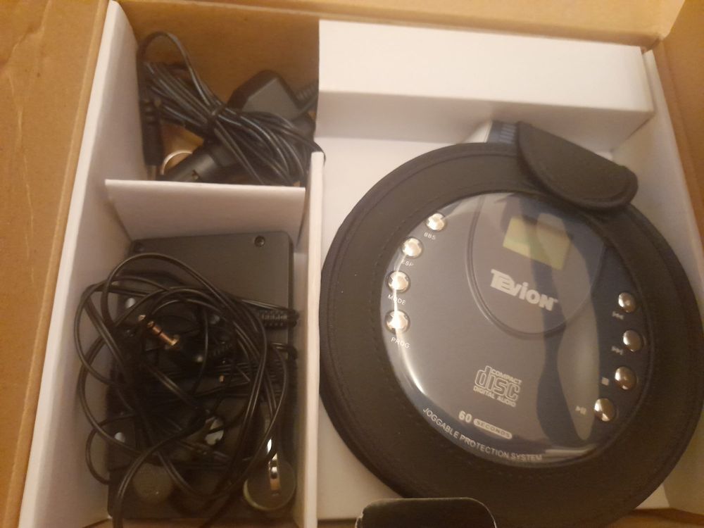 Tevion CD Player mit Car Kit (Gebraucht) in Lustmühle für CHF 33 – mit ...