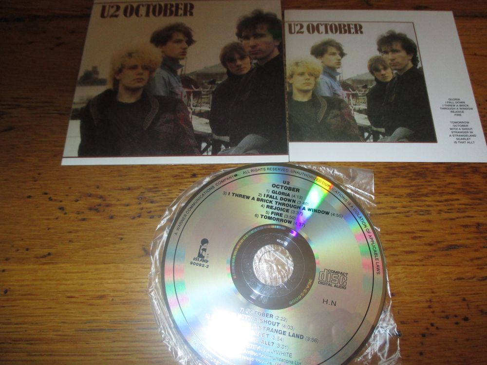 U2 October CD (mini LP) | Kaufen auf Ricardo U2 October CD (mini LP) | Kaufen auf Ricardo