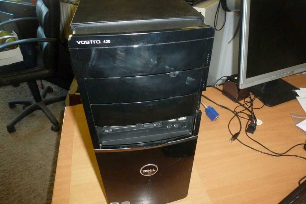 DELL Vostro 420 * 4GB RAM * 250 GB HD * (Gebraucht) in Emmen für CHF 64 ...