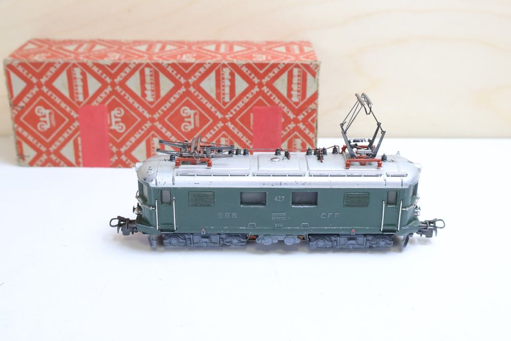 Märklin RET 800 SBB E-Lok Re 4/4 Gussmodell - mit OVP (Gebraucht) in ...