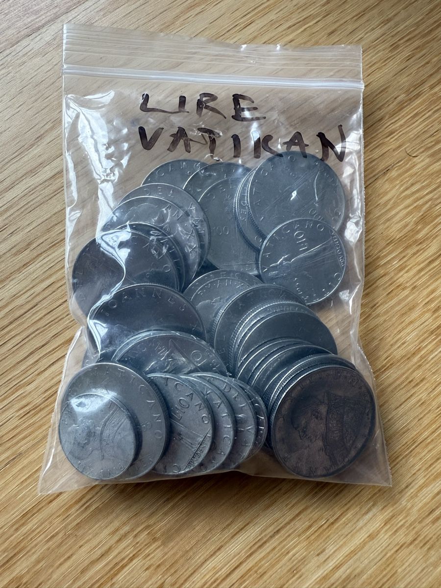 Lot vintage Münzen aus dem Vatikan (Gebraucht) in Stäfa für CHF 1 – mit ...