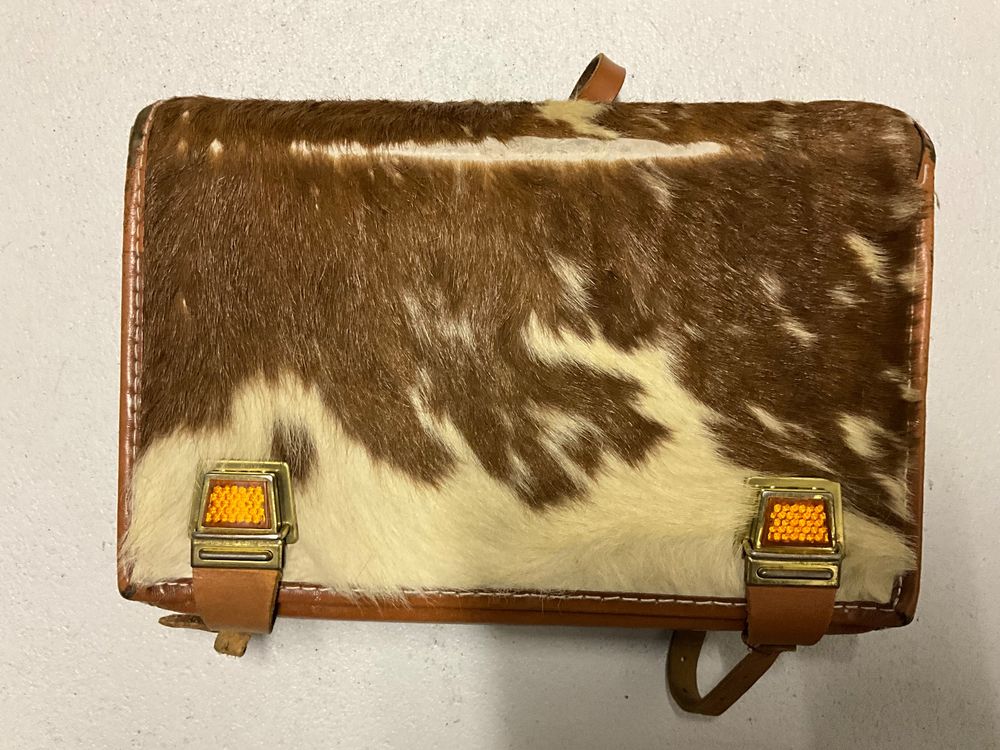 Schulsack mit Kuhfell (Gebraucht) in Möhlin für CHF 5 – mit Lieferung ...