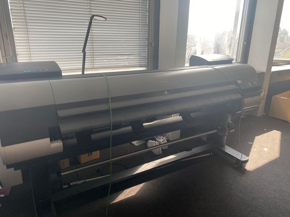 Canon IPF 9400S Plotter / Drucker (Gebraucht) in Steinhausen für CHF ...