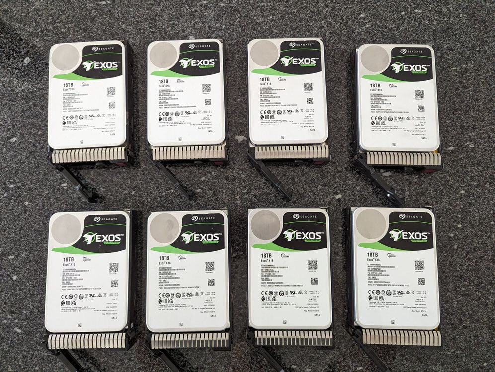 8x 18 TB SEAGATE EXOS X18 HDD = 144 TB | Acheter sur Ricardo