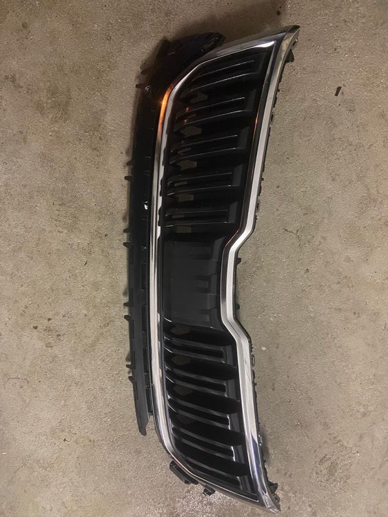 Skoda Octavia Grill Jahrgang 2018 | Kaufen auf Ricardo