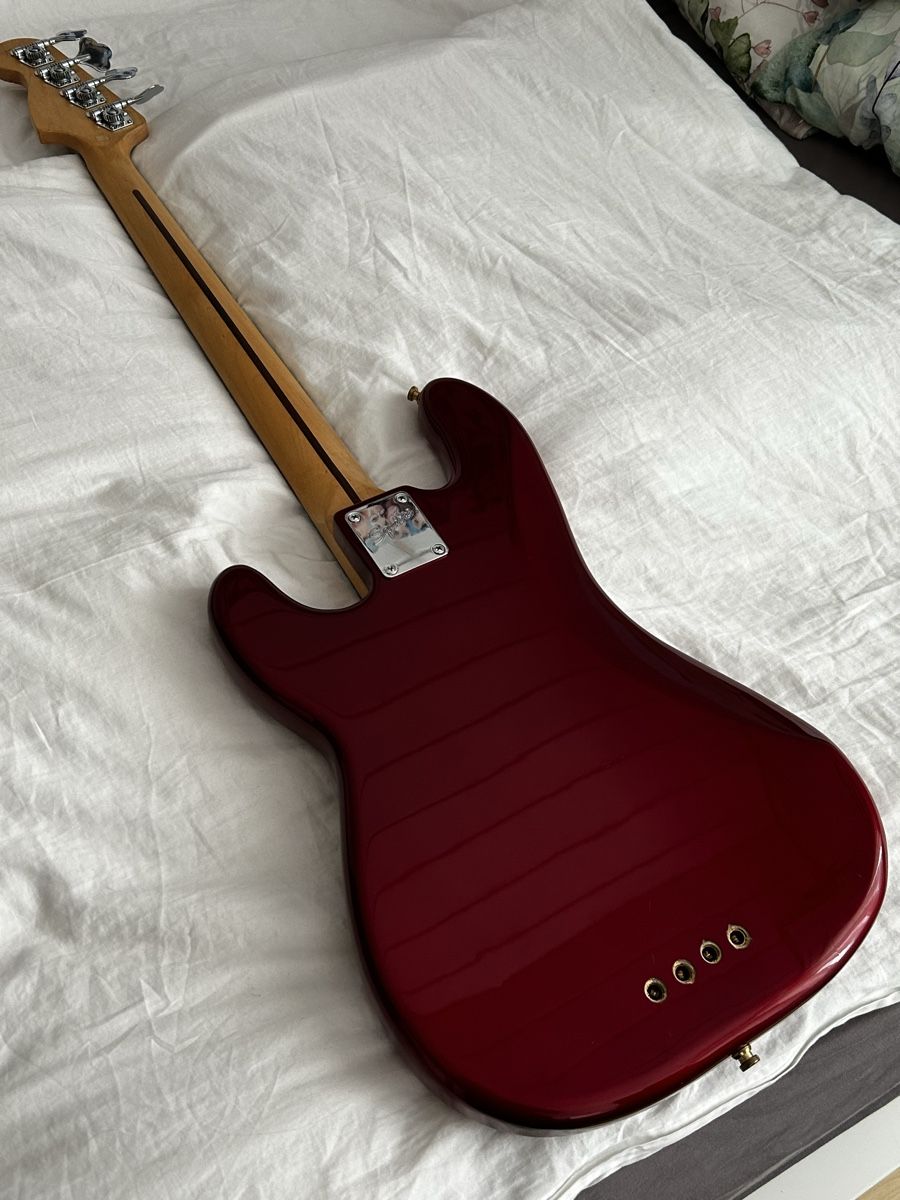 Squier Precision Bass, Top Zustand, inkl. Zubehör! (Gebraucht) in ...