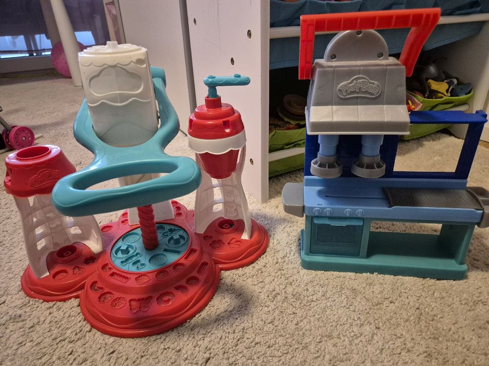 Play-Doh Küchenset und Eismaschine, viel Zubehör! (Gebraucht) in ...