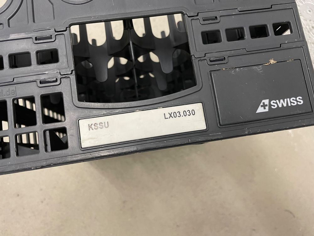 KSSU Trolley Gläserhalter SWISS (Gebraucht) in Zürich für CHF 7 – nur ...