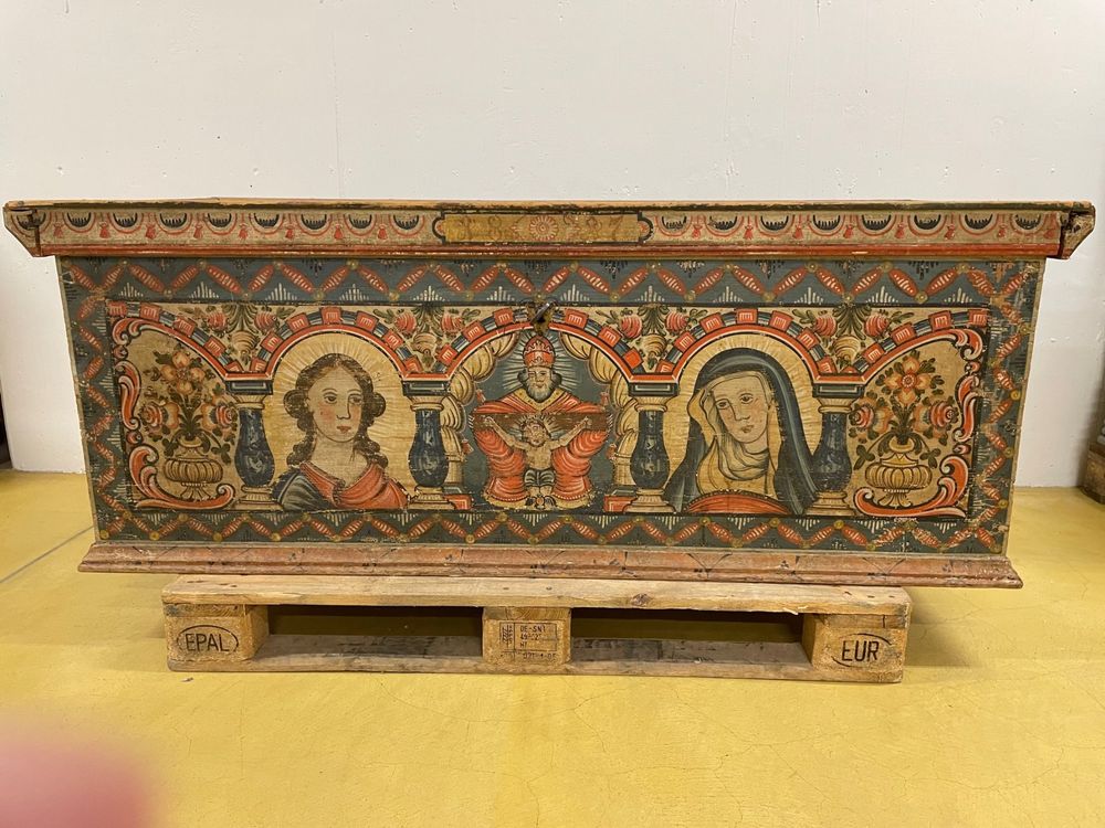 Grosse Truhe (Gebraucht) in für CHF 250 – nur Abholung auf Ricardo kaufen