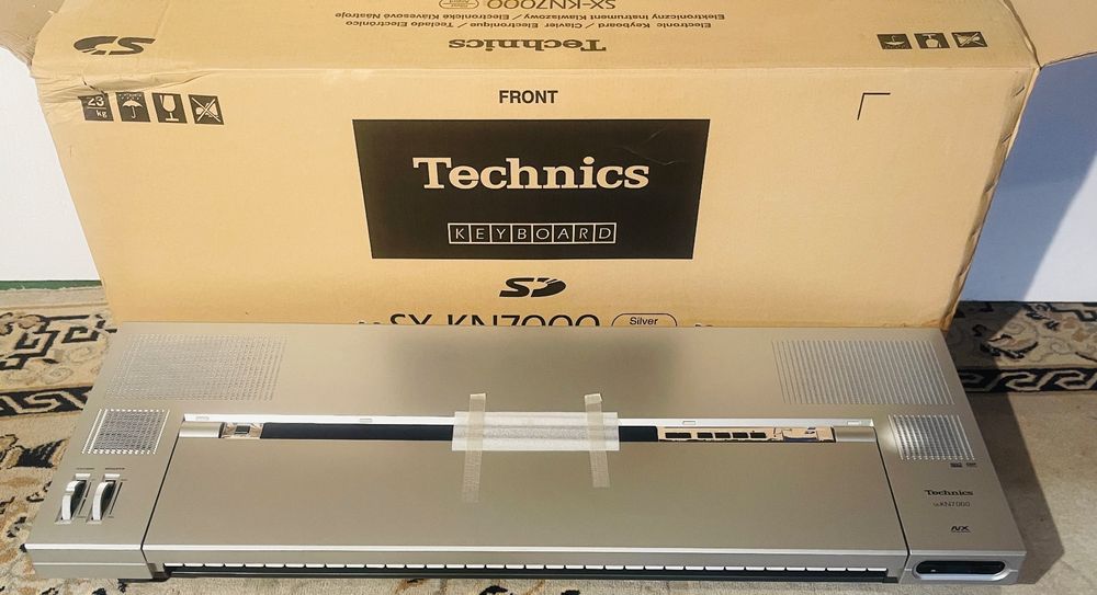 Keyboard Technics SK-KN7000 Neu originalverpackt | Kaufen auf Ricardo
