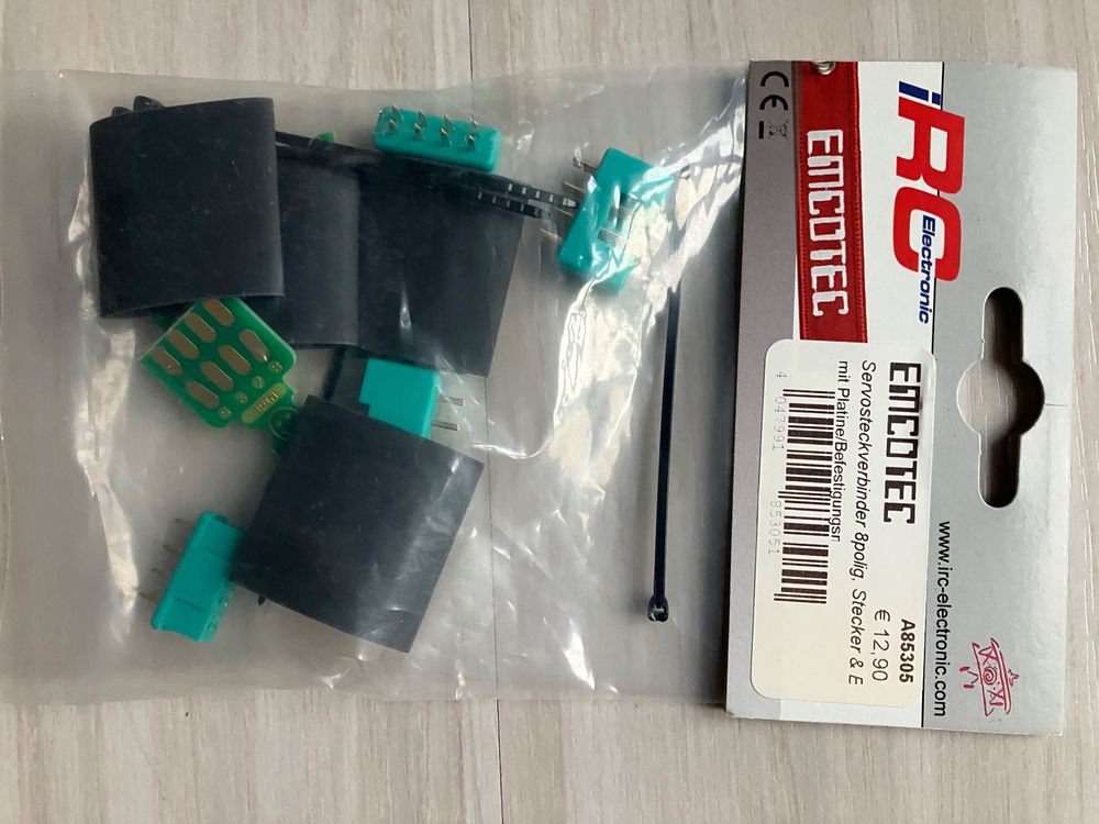 Emcotec 8 Pol MPX Steckerpaar (Neu und originalverpackt) in Wil SG für ...