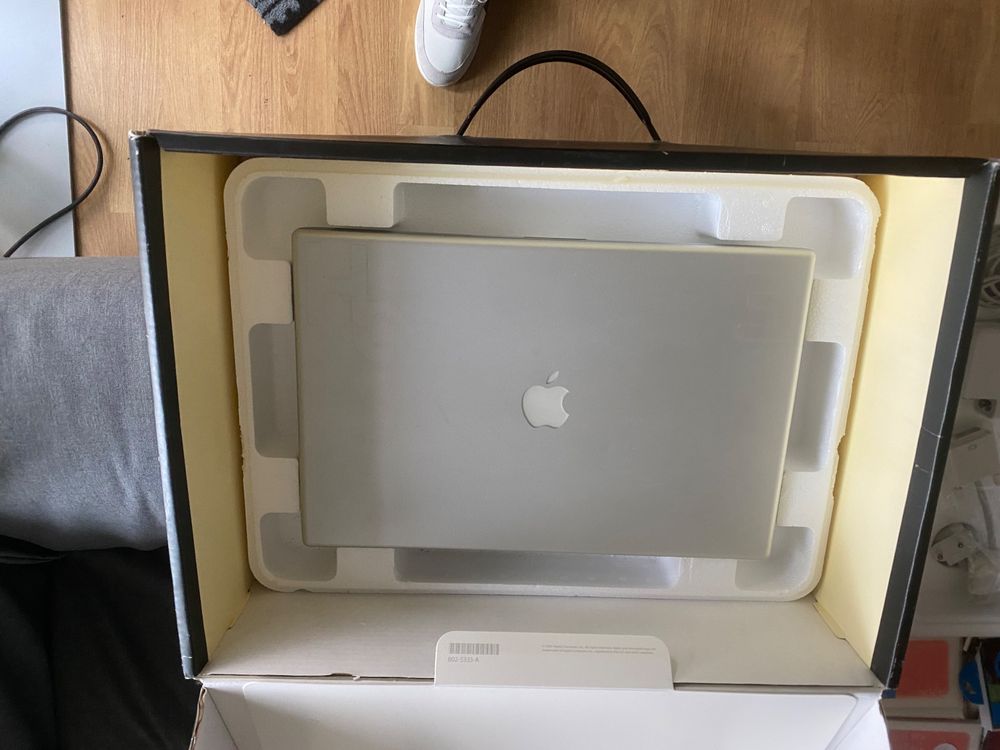 Apple PowerBook G4 17 Inch (Defekt) in Zürich für CHF 140 – mit ...