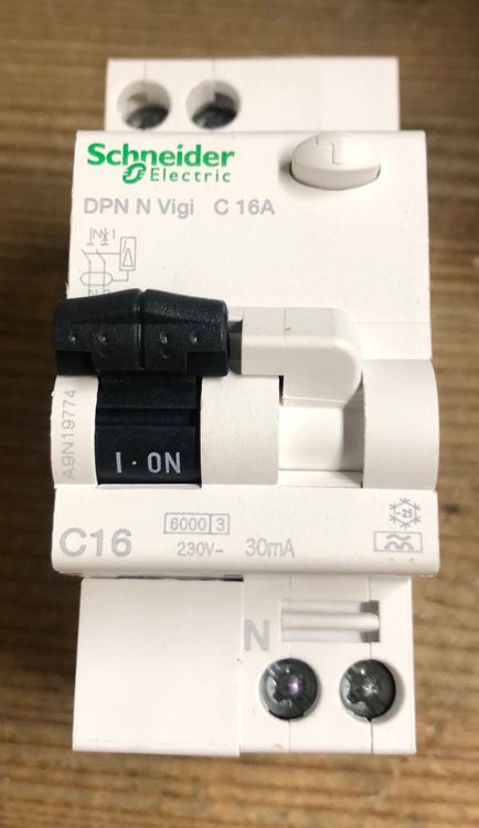 FI LS C16A 30mA - Schneider Electric | Kaufen auf Ricardo