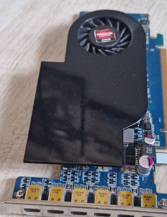 AMD Radeon E6760 Grafikkarte - Ideal für Retro-Gaming (Gebraucht) in ...